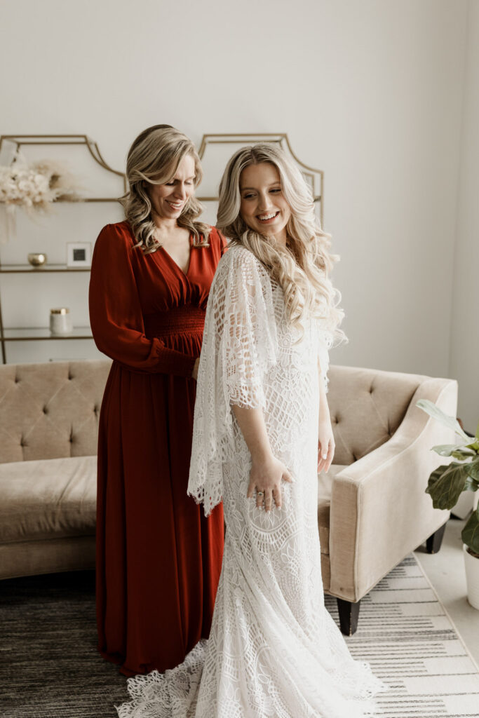 Barn South Wedding Venue Guide - Saturday Sun