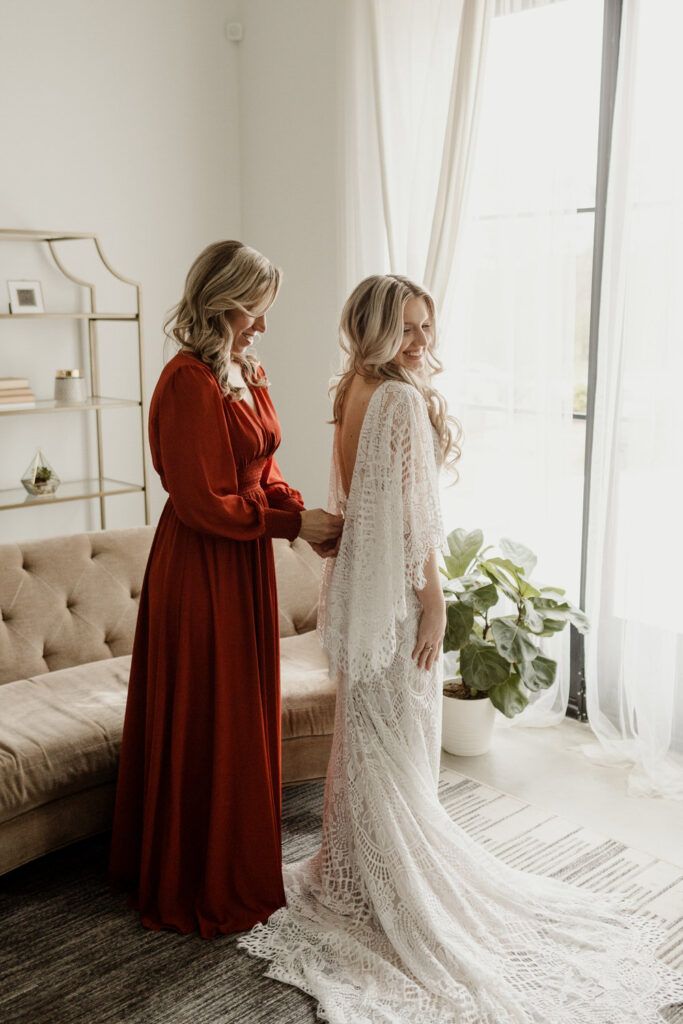 Barn South Wedding Venue Guide - Saturday Sun