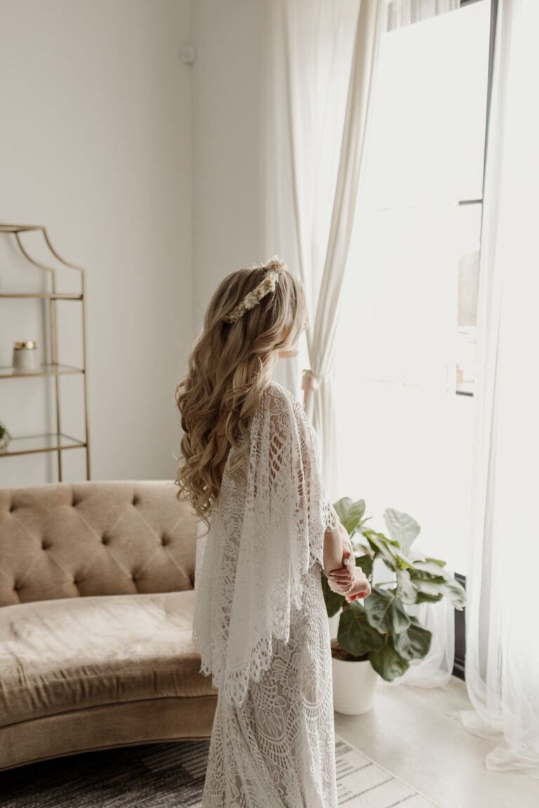 Barn South Wedding Venue Guide - Saturday Sun