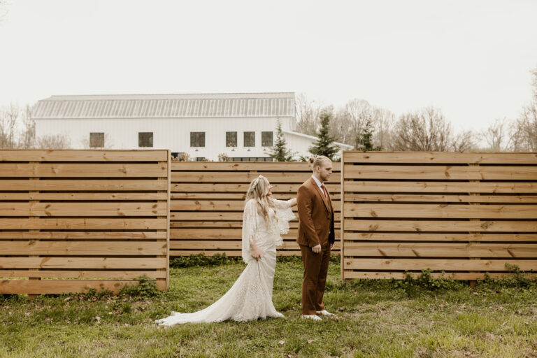 Barn South Wedding Venue Guide - Saturday Sun
